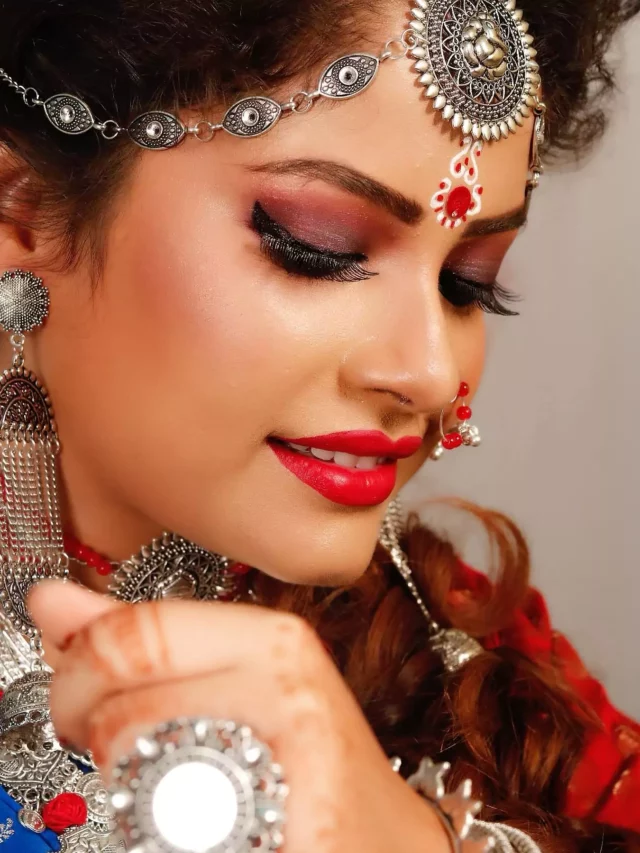 Indian Idol 13 Sensation: Senjuti Das's Mesmerizing Voice and Stylish ...