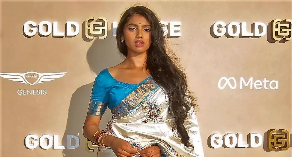 A Rising Star in Hollywood... Avantika Vandanapu donned in Saree for ...