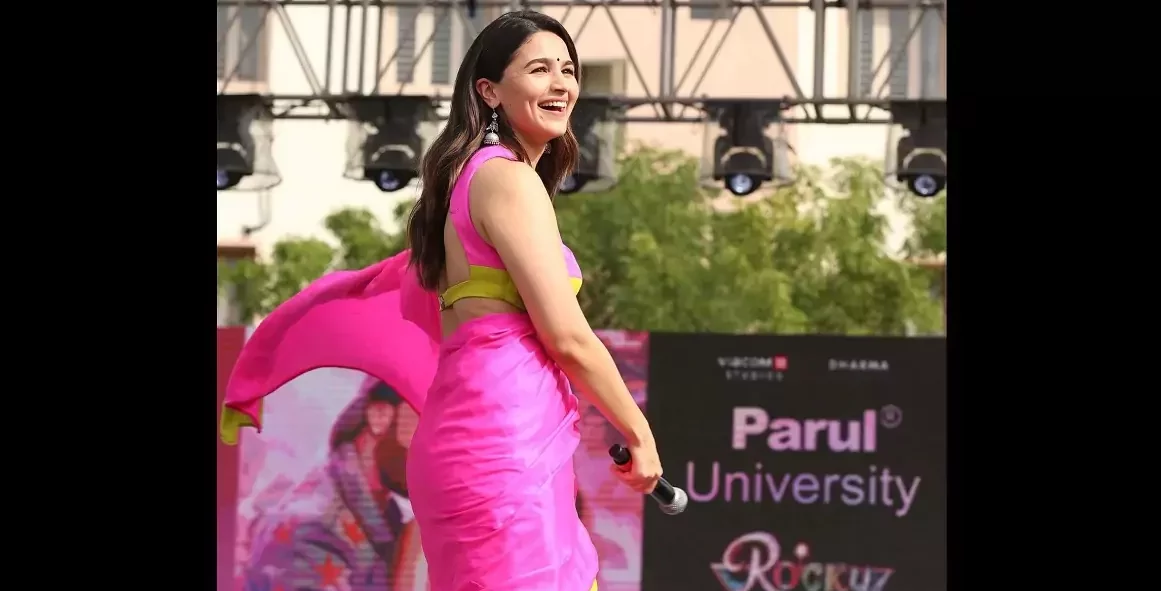 Alia Bhatt's Saree-Looks at Parul University Set the Internet on Fire