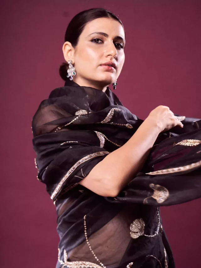 Sana Fatima Shaikh: A Tale of Two Sarees and Timeless Elegance