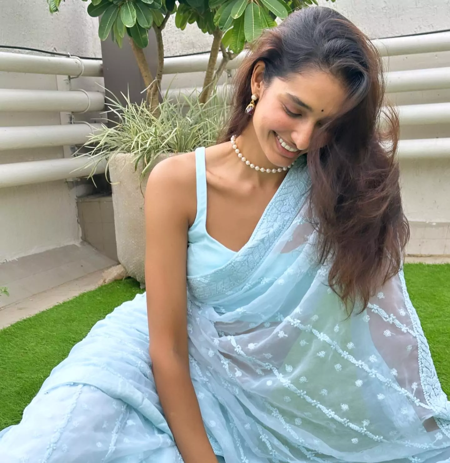 'Dayana' How to Look Simple & Elegant in a Powder Blue Saree..