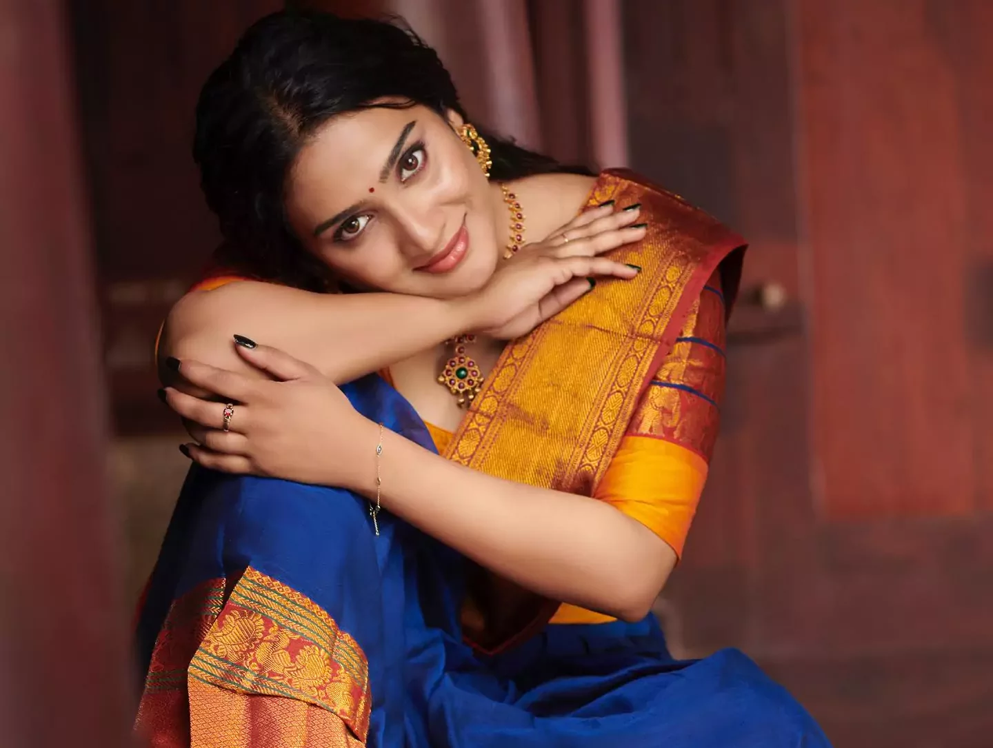 Onam Special Series 2023: Aditi Ravi's Pattu Half Saree look - Sareeing.com