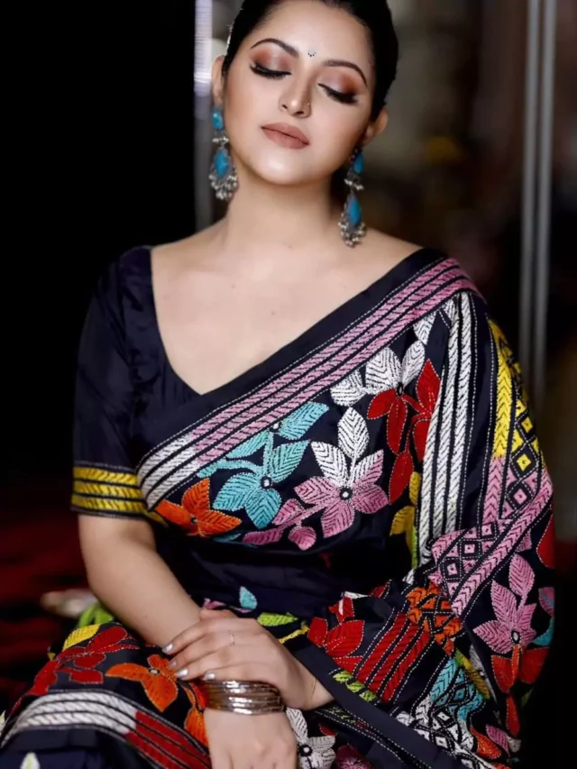 'Bangladeshi Beauty' Pori Moni's Enchanting Black Saree Look with ...