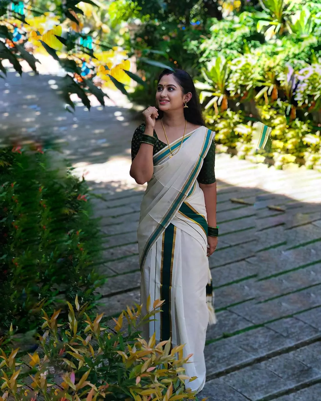 Traditional Kerala Kasavu Saree Worn by Swathy Nithyanand.....