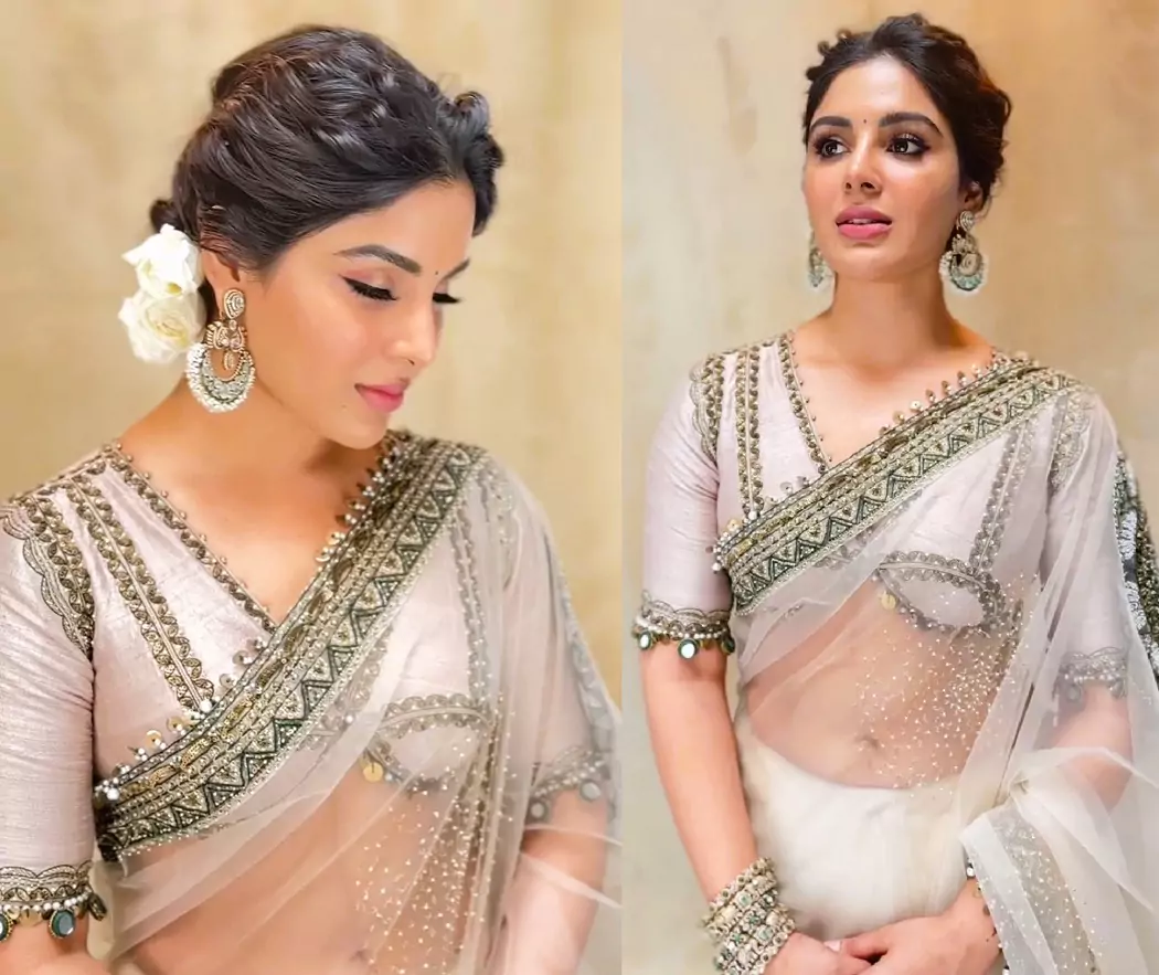 Samyuktha Menon’s Ethereal Look for the Pooja Ceremony of..