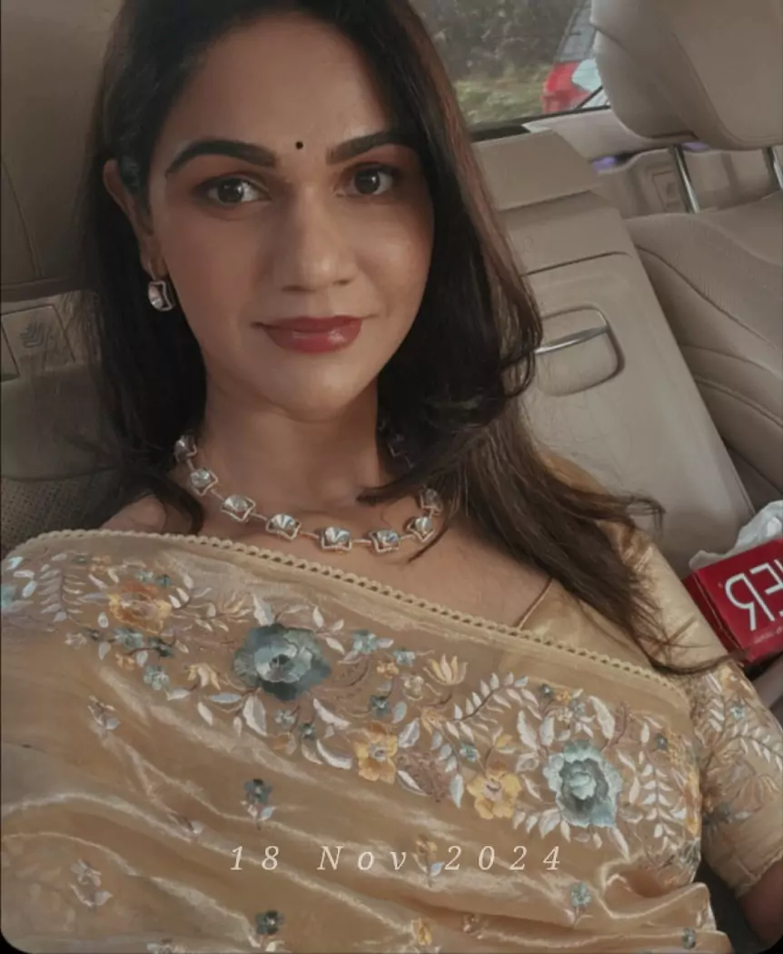 Allu Arjun’s Better Half Stuns in Special Saree, Inspiring Festive..