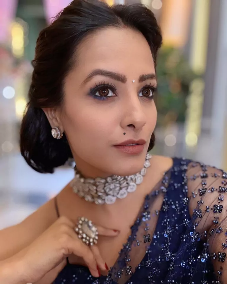 Saree Hairstyles for Short-Haired Ladies: Get Inspired by Anita's...