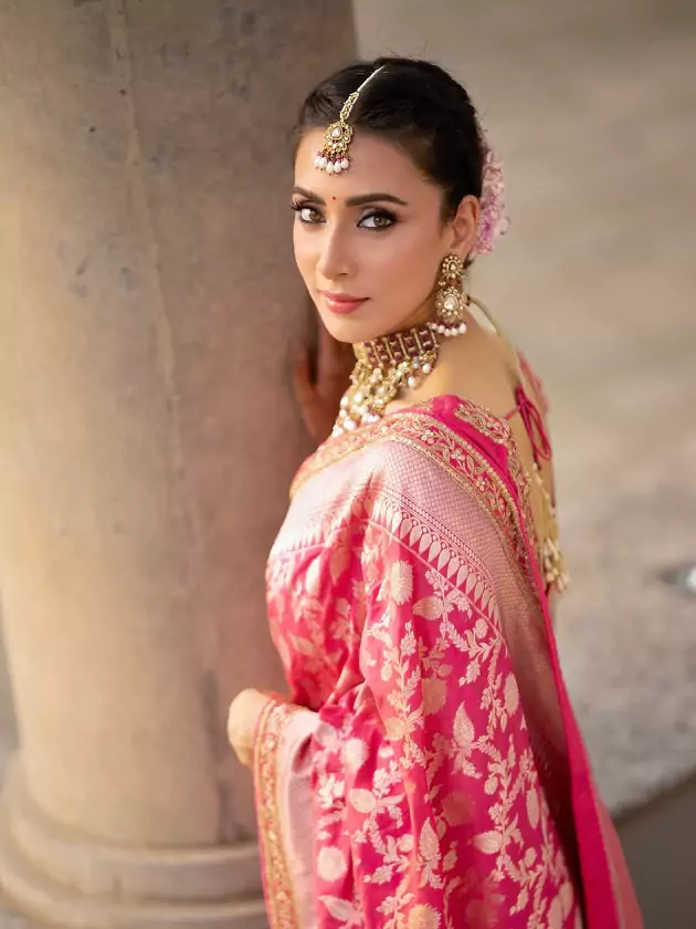 Pink & Gold Glory: Mim Stuns in Traditional Banarasi for...